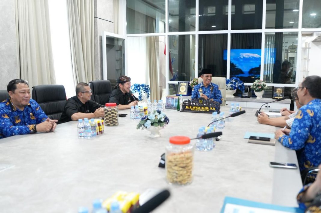 Gubernur Sulteng Pimpin Rapat Persiapan Fornas 2027, Bahas Finalisasi ...